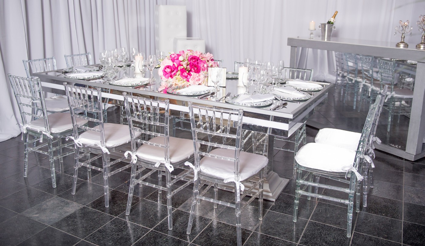 Modern Royal Mirror Table